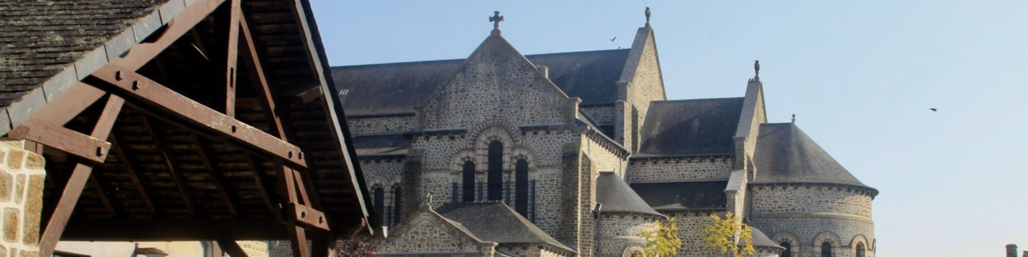 Office de tourisme - Maen Roch (35)